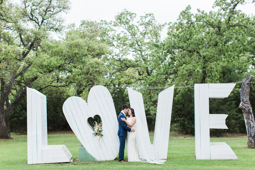 Photo Gallery | Kindred Oaks – Georgetown Wedding Venue