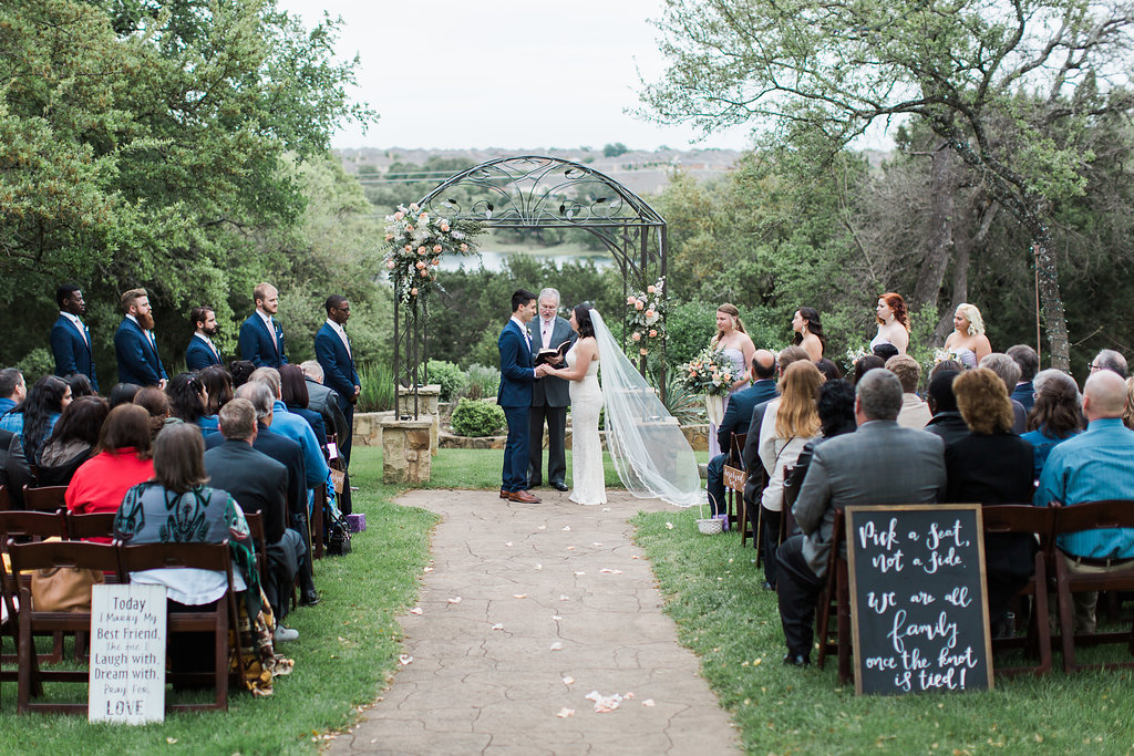 Photo Gallery | Kindred Oaks – Georgetown Wedding Venue